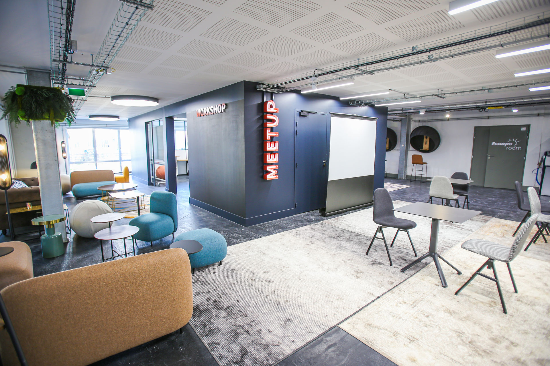 Aménagement de bureaux et espace de travail professionnel à Bordeaux pour Onepoint | Félix associés