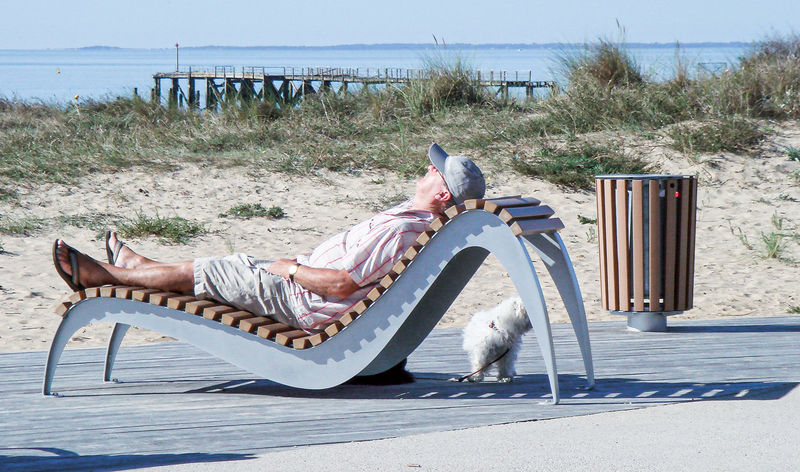 Paséo, gamme de mobilier urbain pour Square | Félix associés